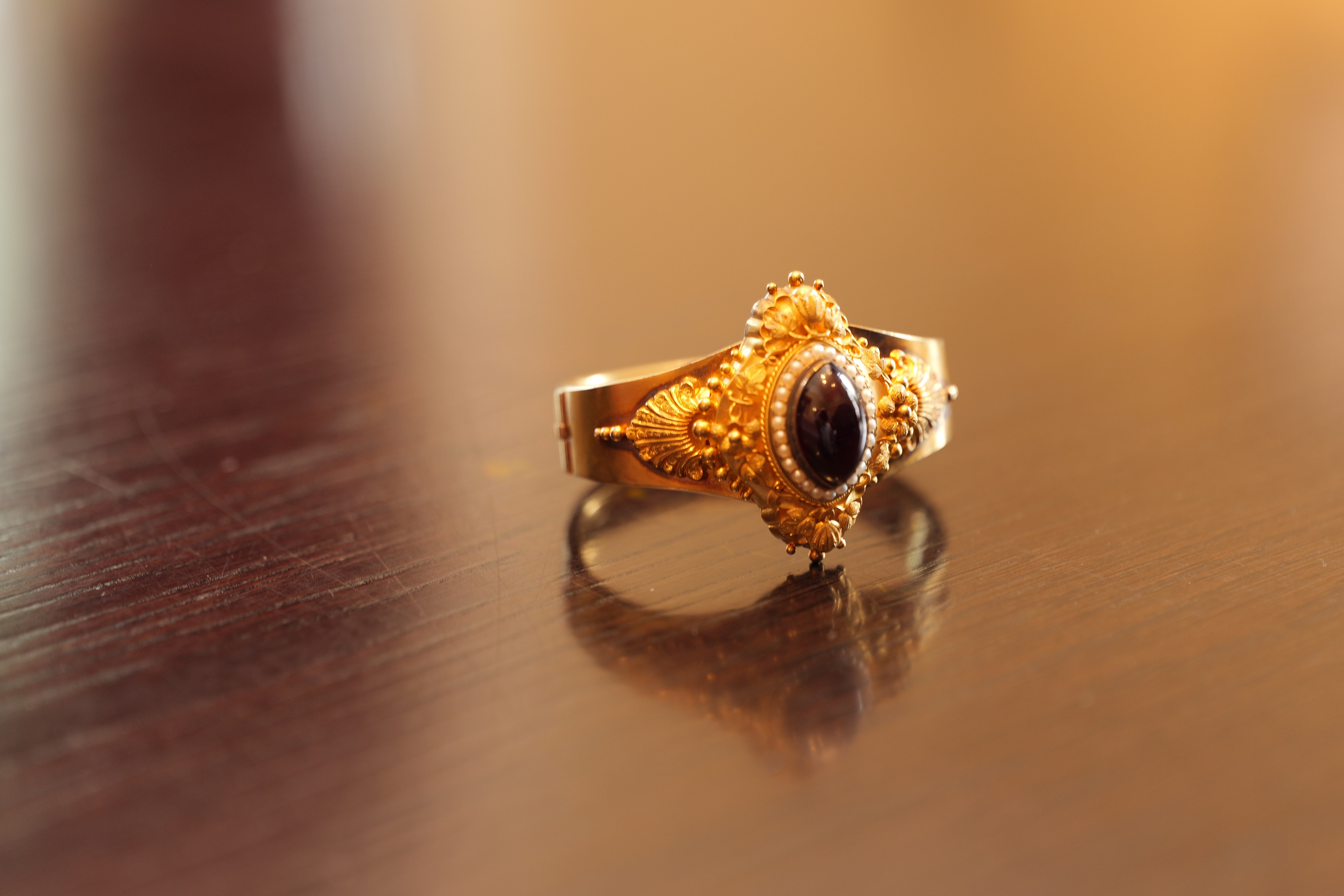 Heritage New Zealand - Mourning glory – Buckland bracelet gifted to ...