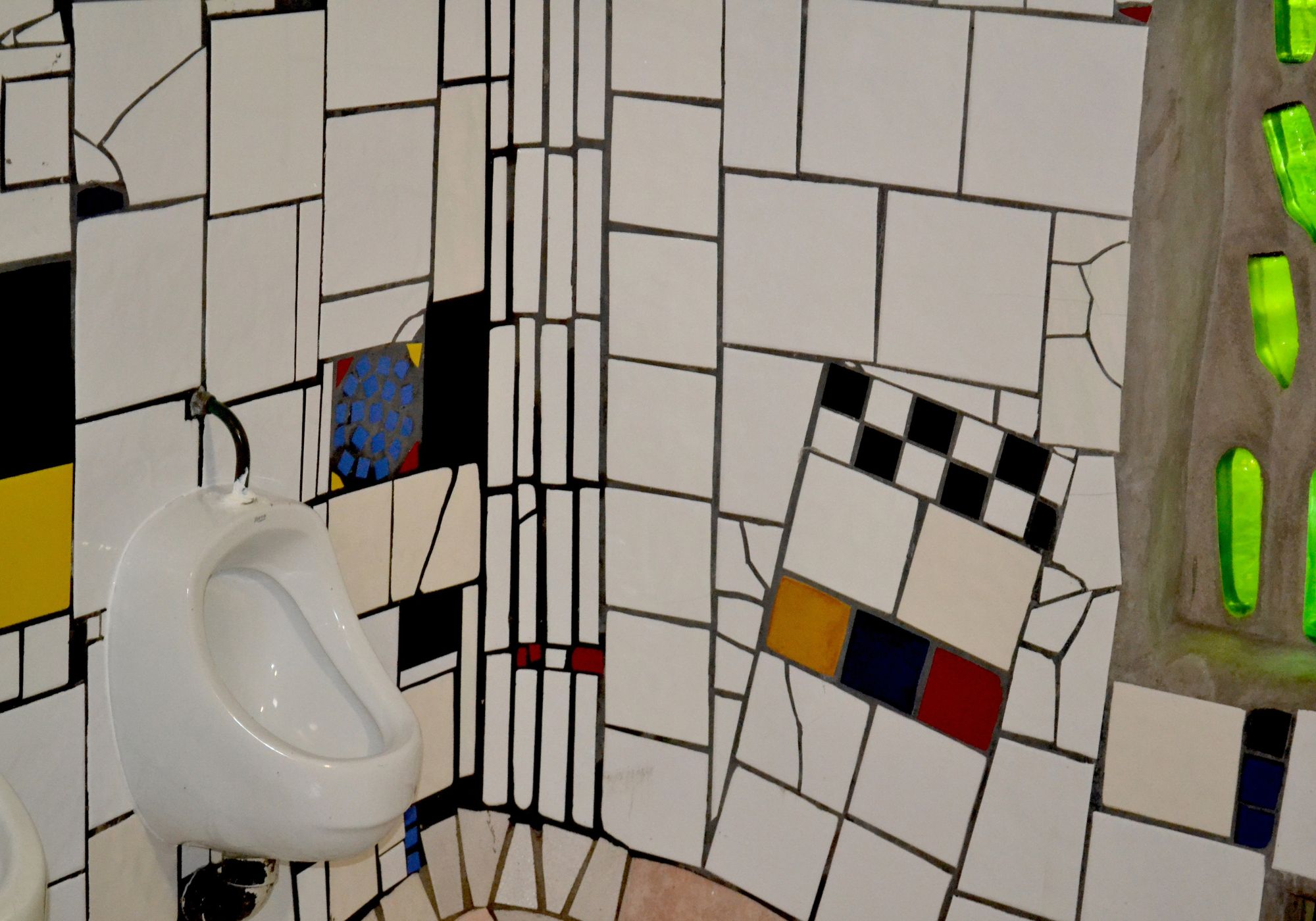 Heritage New Zealand - Listing shows Hundertwasser toilets anything but ...