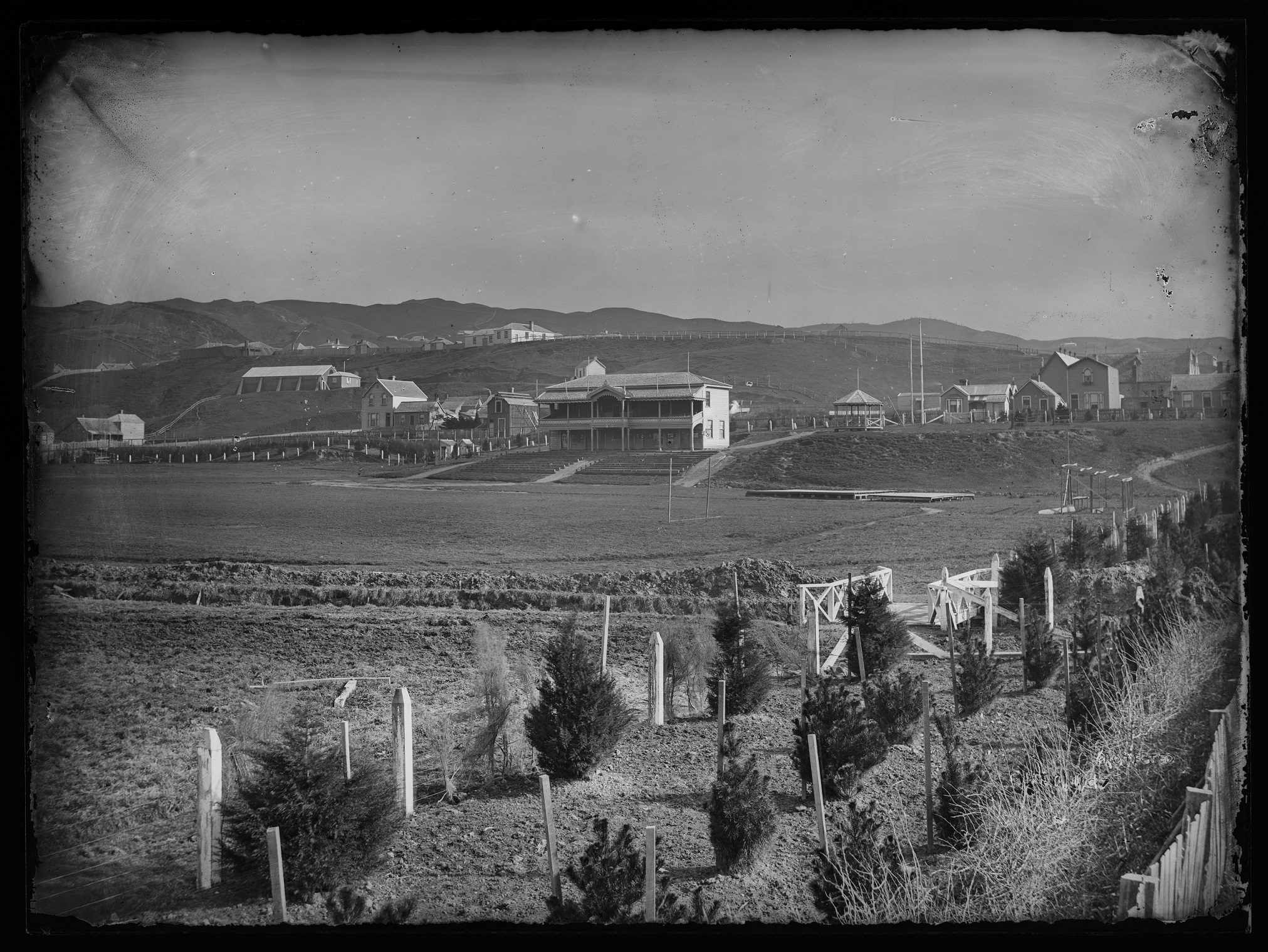 Don Neely warmly remembered in biography launch | Heritage New Zealand ...