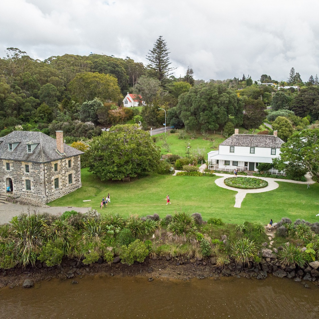 Vallota Lily makes a rare appearance | Heritage New Zealand Pouhere Taonga