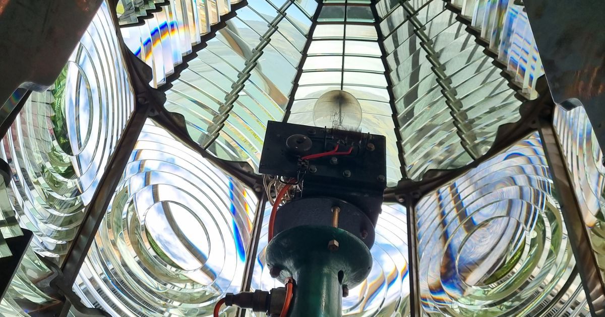 Newly painted Akaroa Lighthouse open for visitors | Heritage New ...